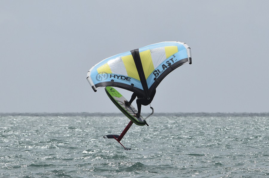 A beginner’s guide to wingsurfing & wingfoiling – SUP Mag UK